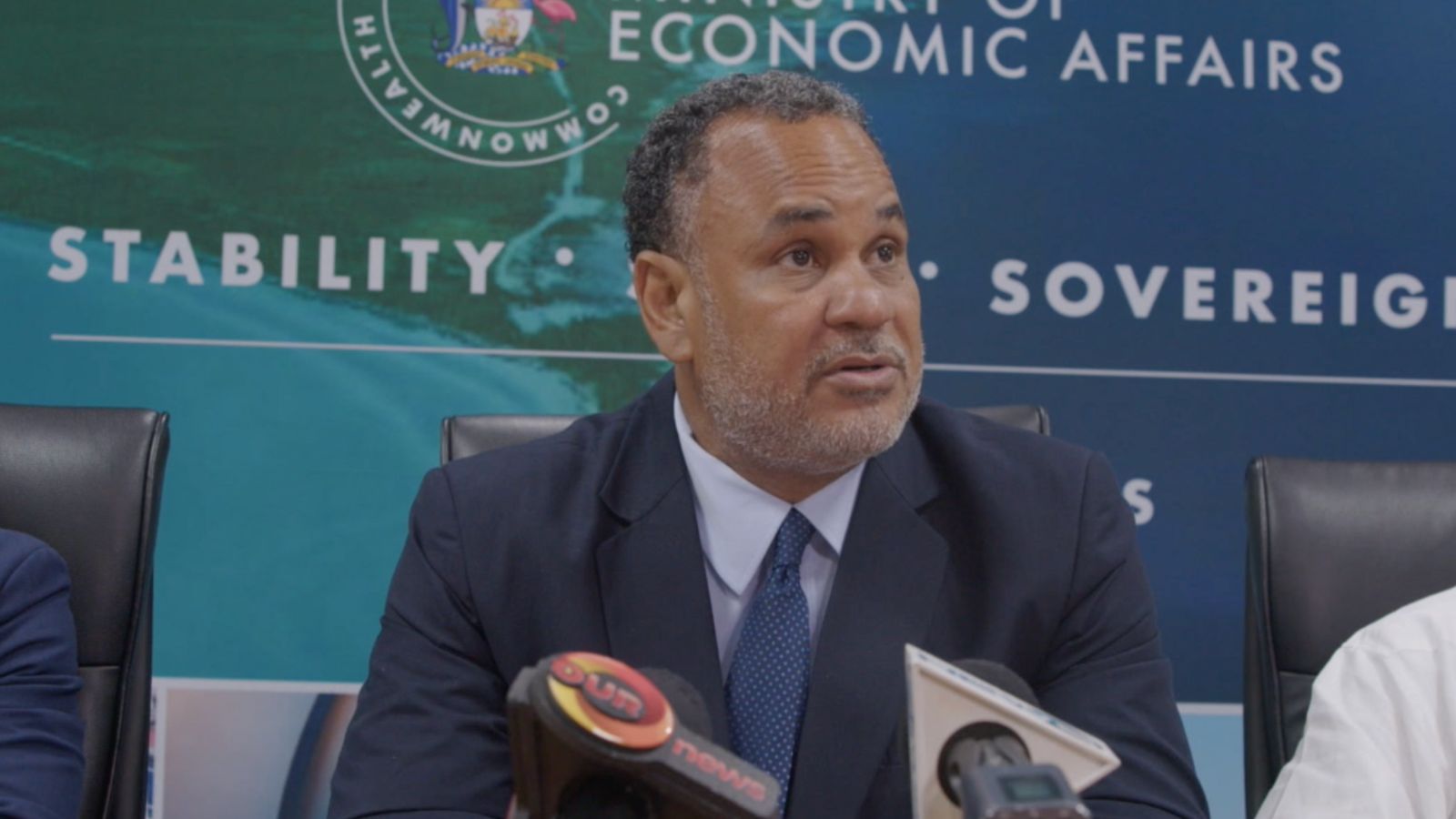 Minister Halkitis Unveils New National Trade Policy for The Bahamas ...